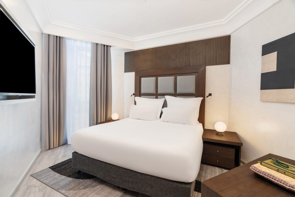 Pullman ZamZam Makkah - DELUXE EXECUTIVE SUITE, 1 King Size Bed, 2 ...